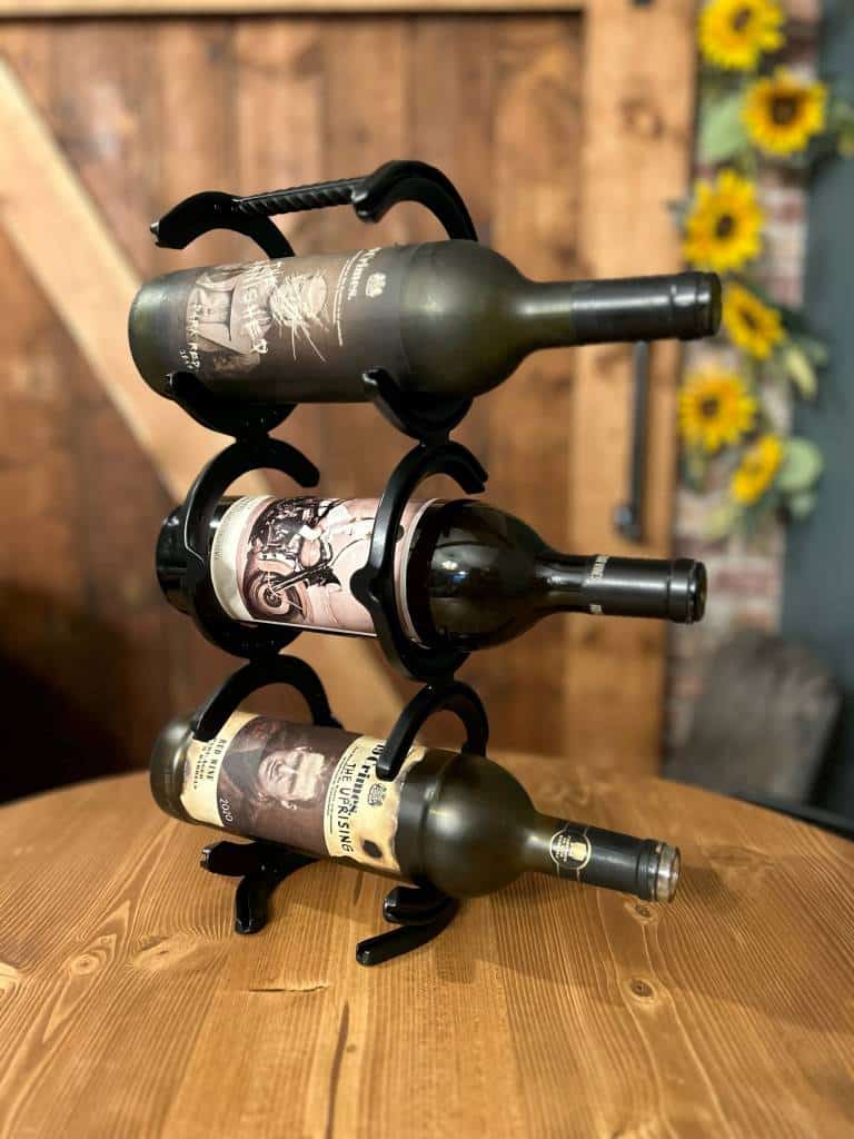 Horse shoe wine rack - Rustic Revive